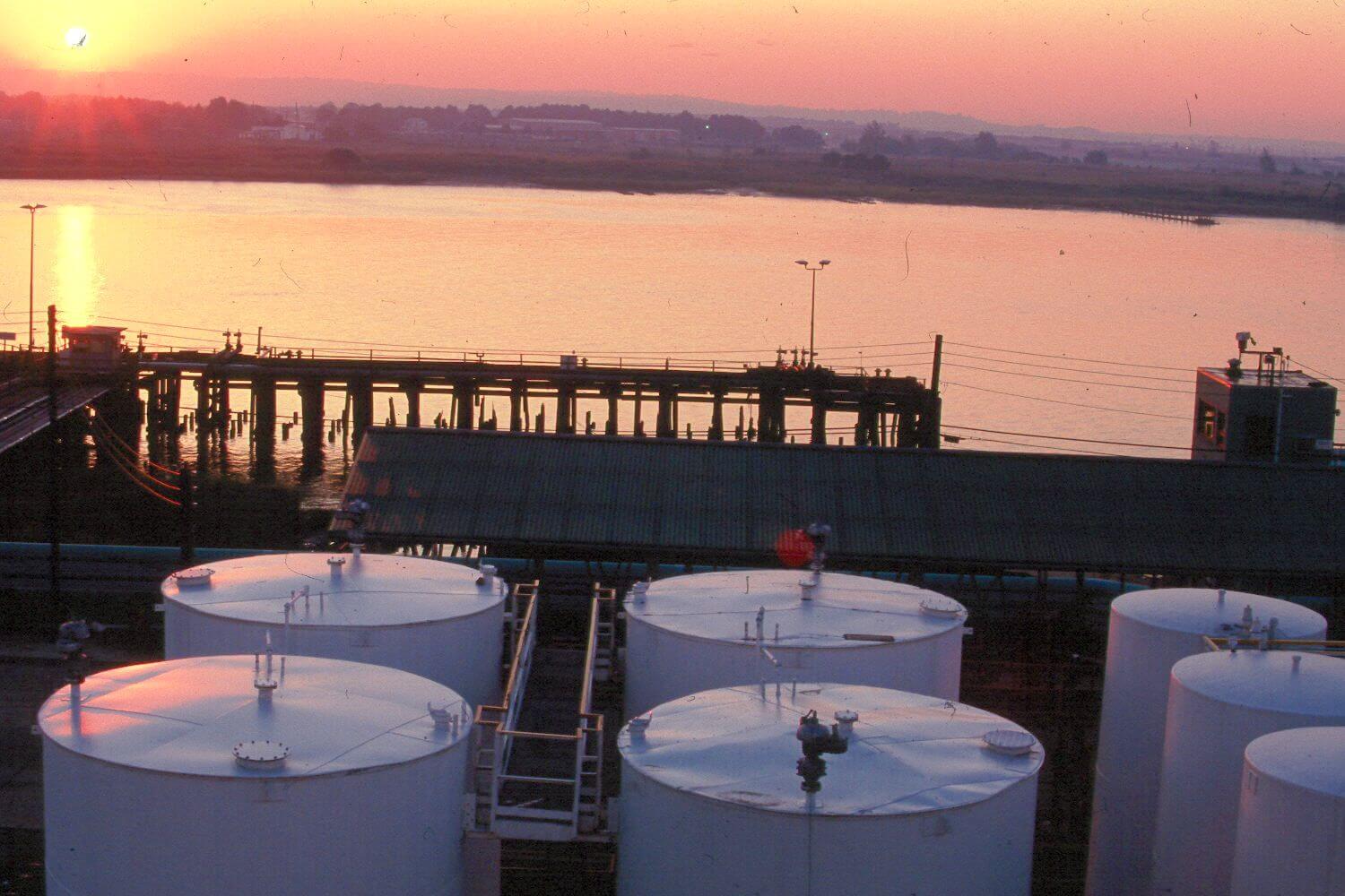 KINDER MORGAN – BP/AMOCO LIQUID TERMINALS - Matrix Service Company